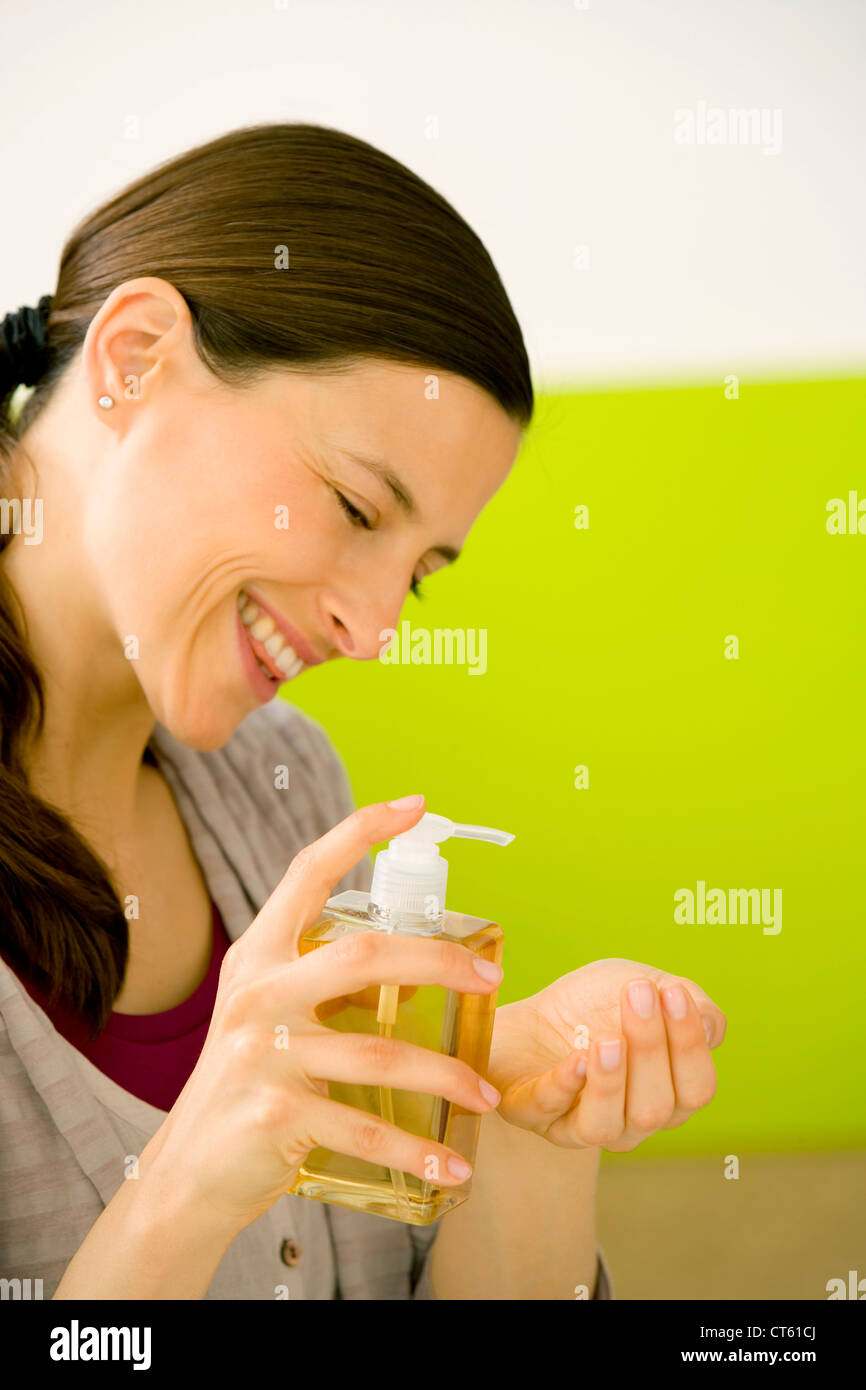HAND WASHING, WOMAN Stock Photo - Alamy