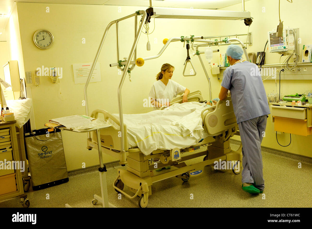 Orthopaedic ward hi-res stock photography and images - Alamy