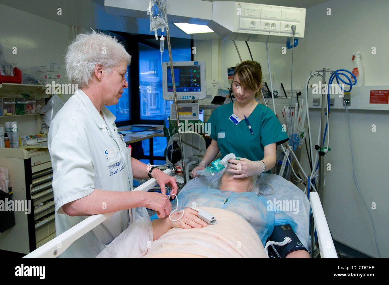 General anaesthetic hi-res stock photography and images - Alamy