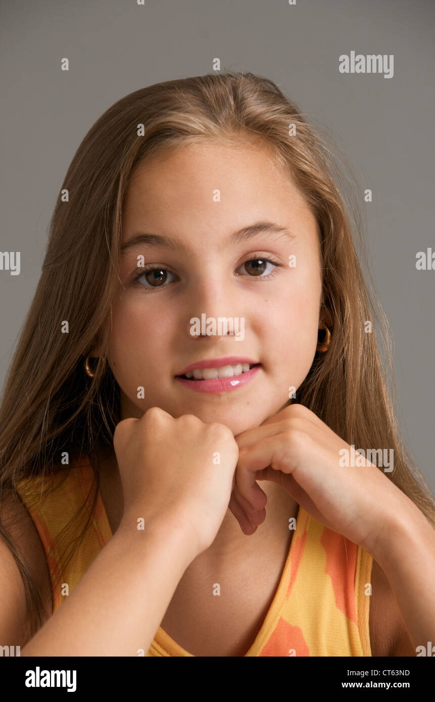 PORTRAIT OF ADOLESCENT GIRL Stock Photo - Alamy