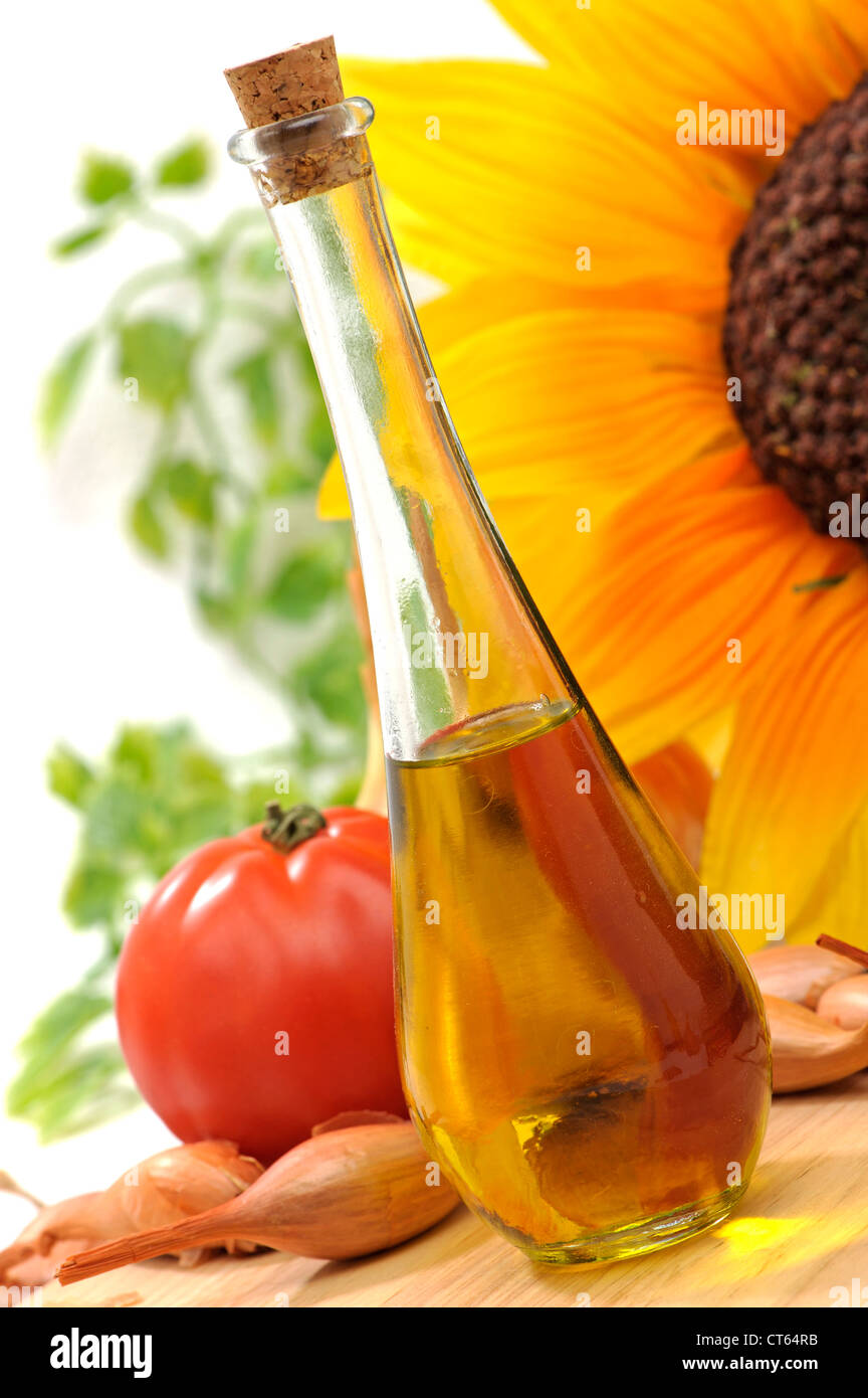 Edible oils hi-res stock photography and images - Alamy