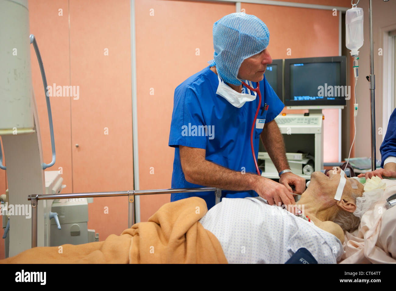 General anaesthetic hi-res stock photography and images - Alamy