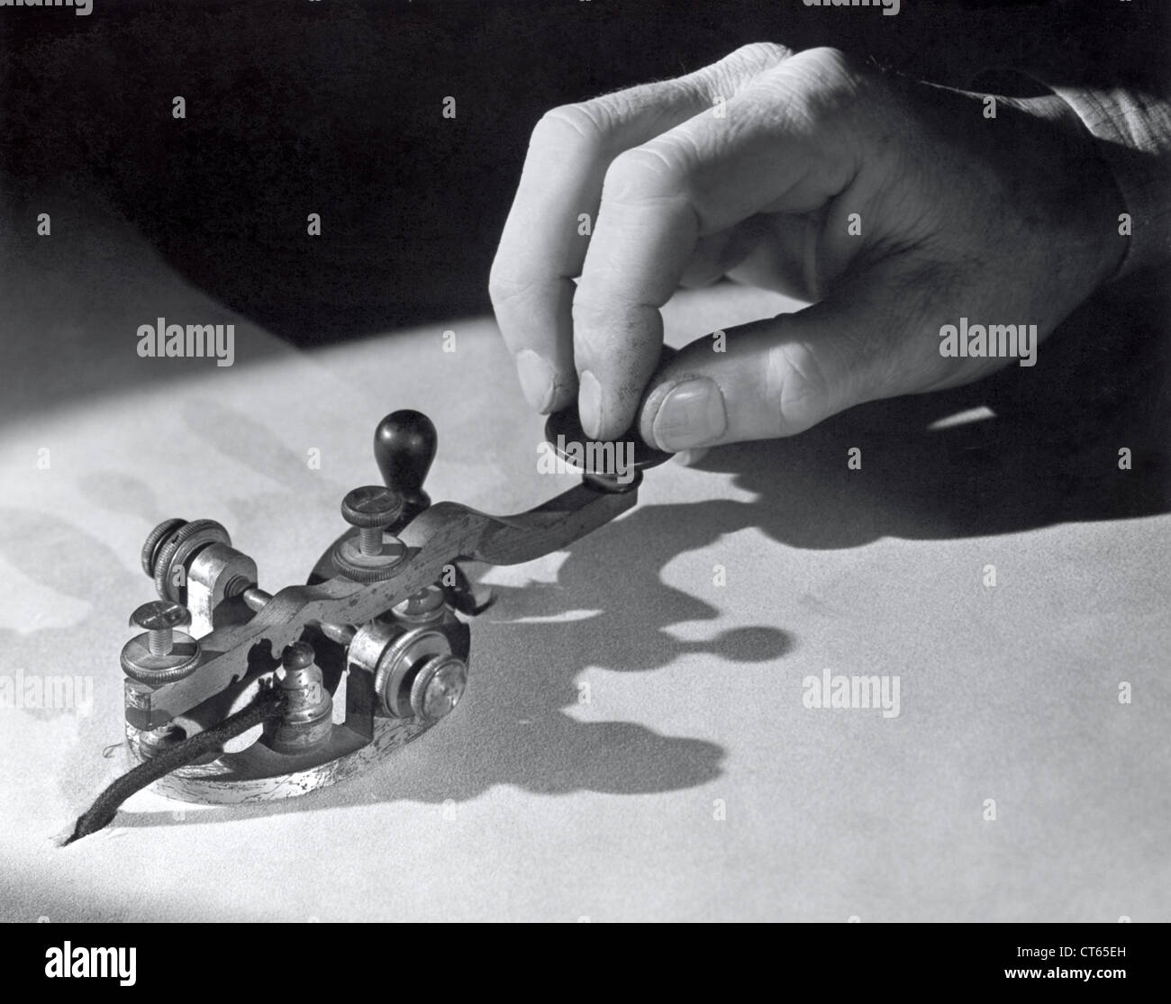 Telegraph machine hi-res stock photography and images - Alamy