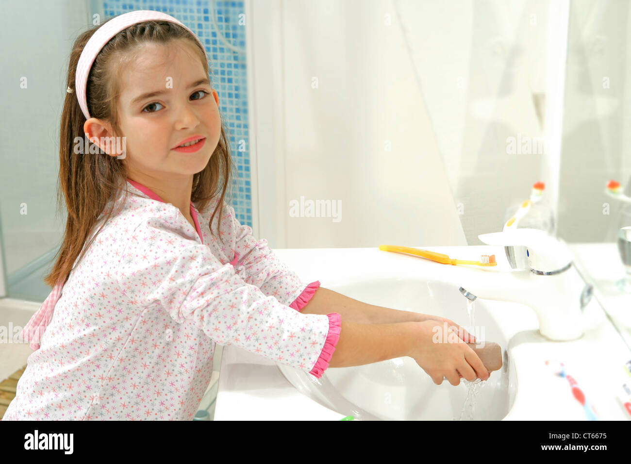 HAND WASHING, CHILD Stock Photo - Alamy