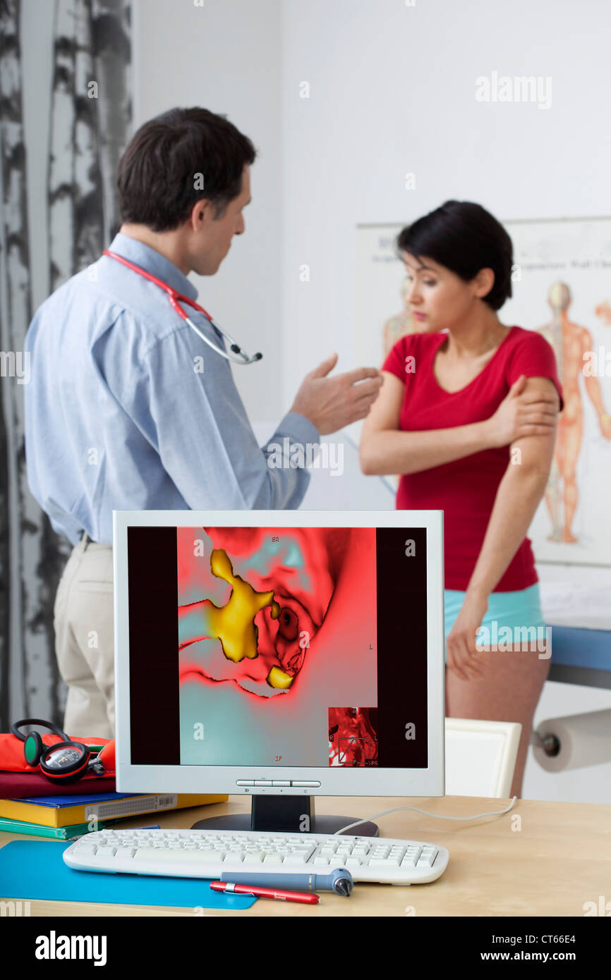 CARDIOLOGY CONSULTATION WOMAN Stock Photo - Alamy