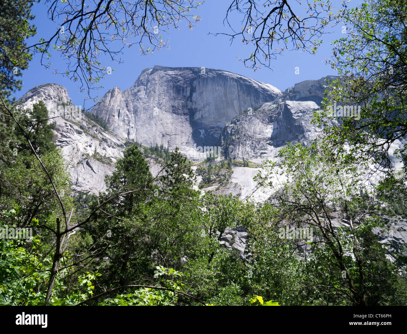 Granite cliff hi-res stock photography and images - Alamy