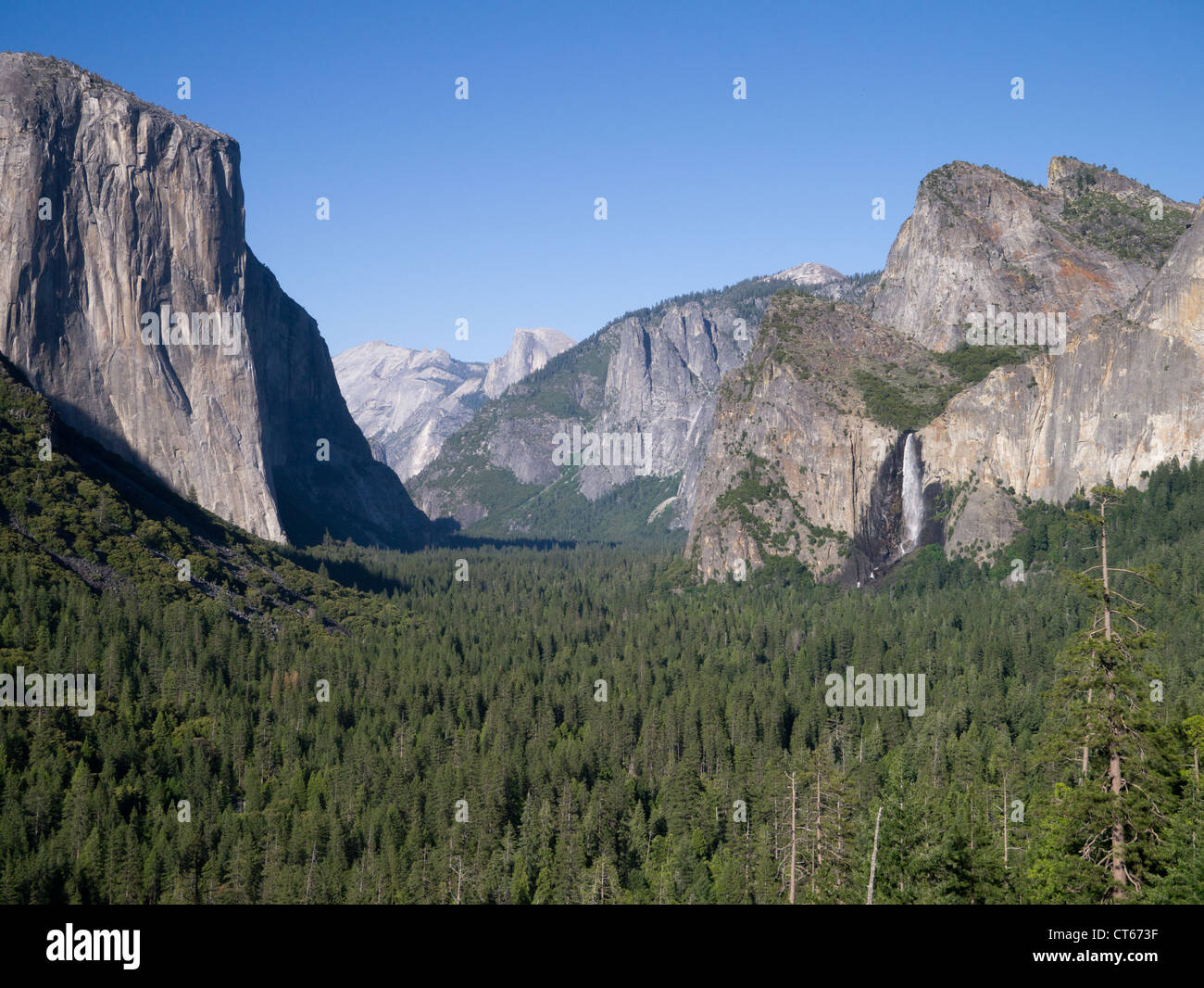 Tunnel View viewpoint in Yosemite National Park, California Stock Photo ...