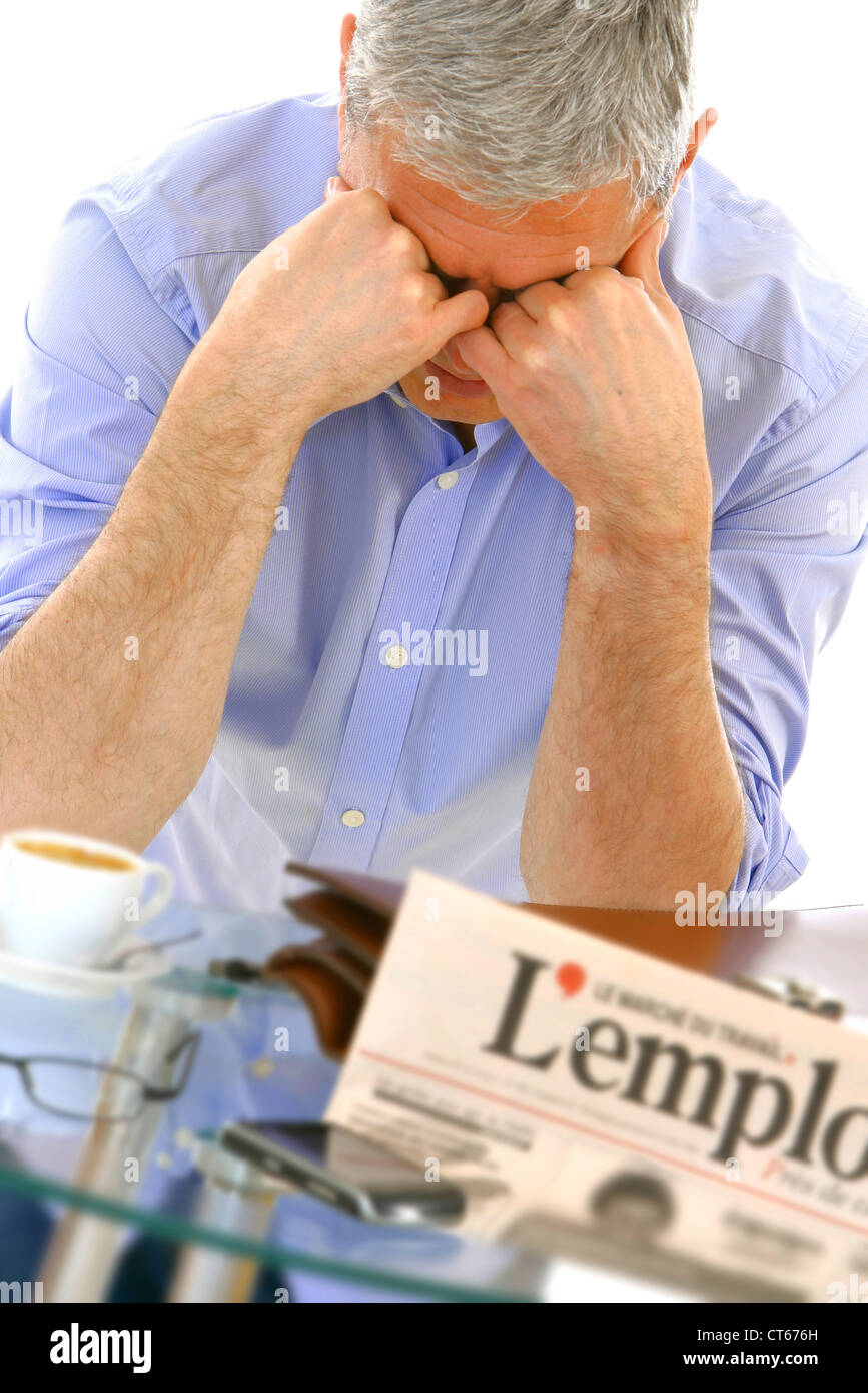 Man seeking information hi-res stock photography and images - Alamy