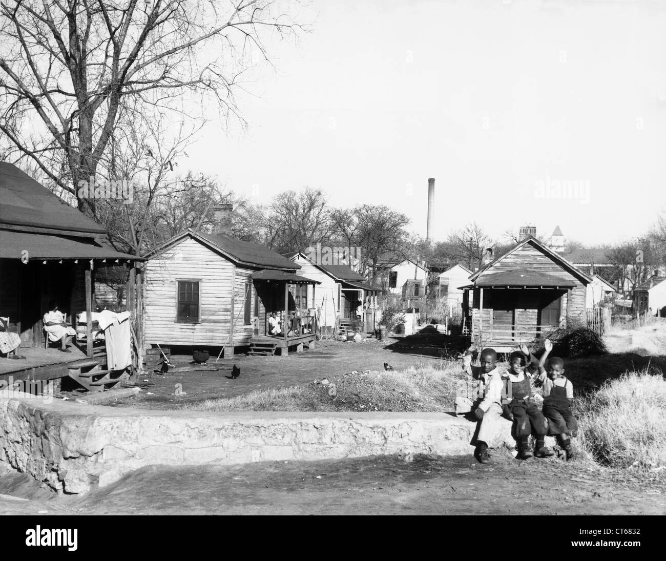 Waving wall Black and White Stock Photos & Images - Alamy