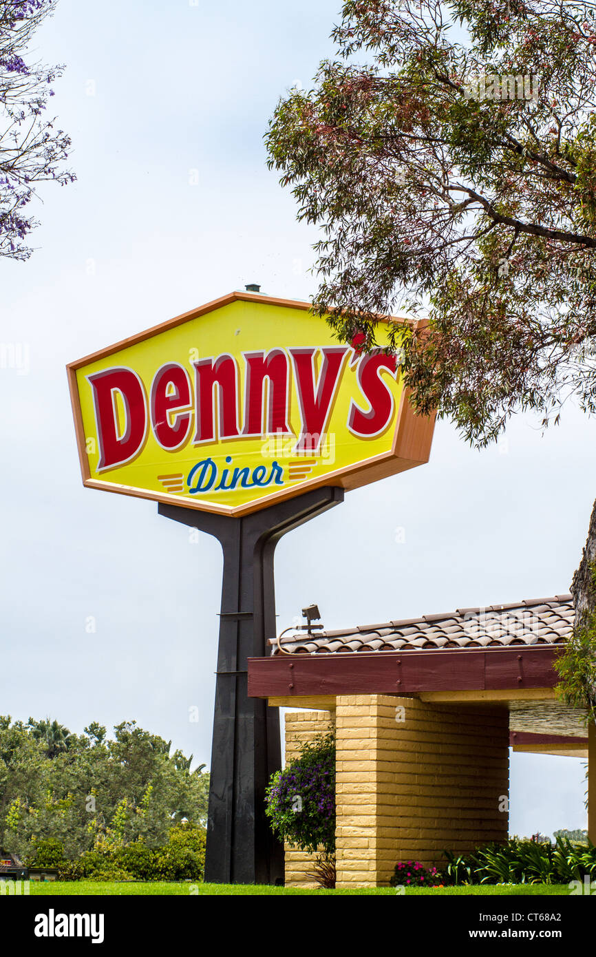 Dennys sign hi-res stock photography and images - Alamy