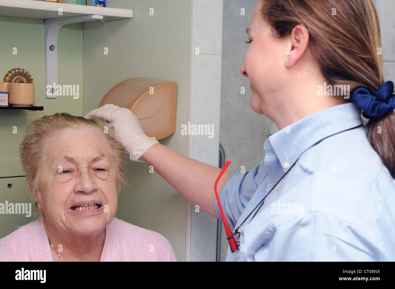 INDEPENDENT NURSE CONTRACTOR Stock Photo - Alamy