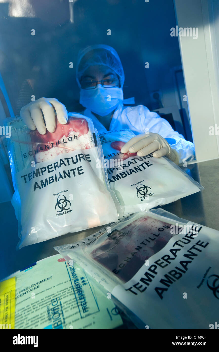 Air medical blood hi-res stock photography and images - Alamy