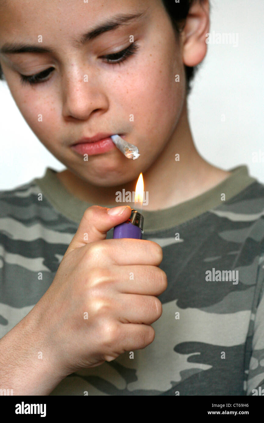 Child cannabis hi-res stock photography and images - Alamy