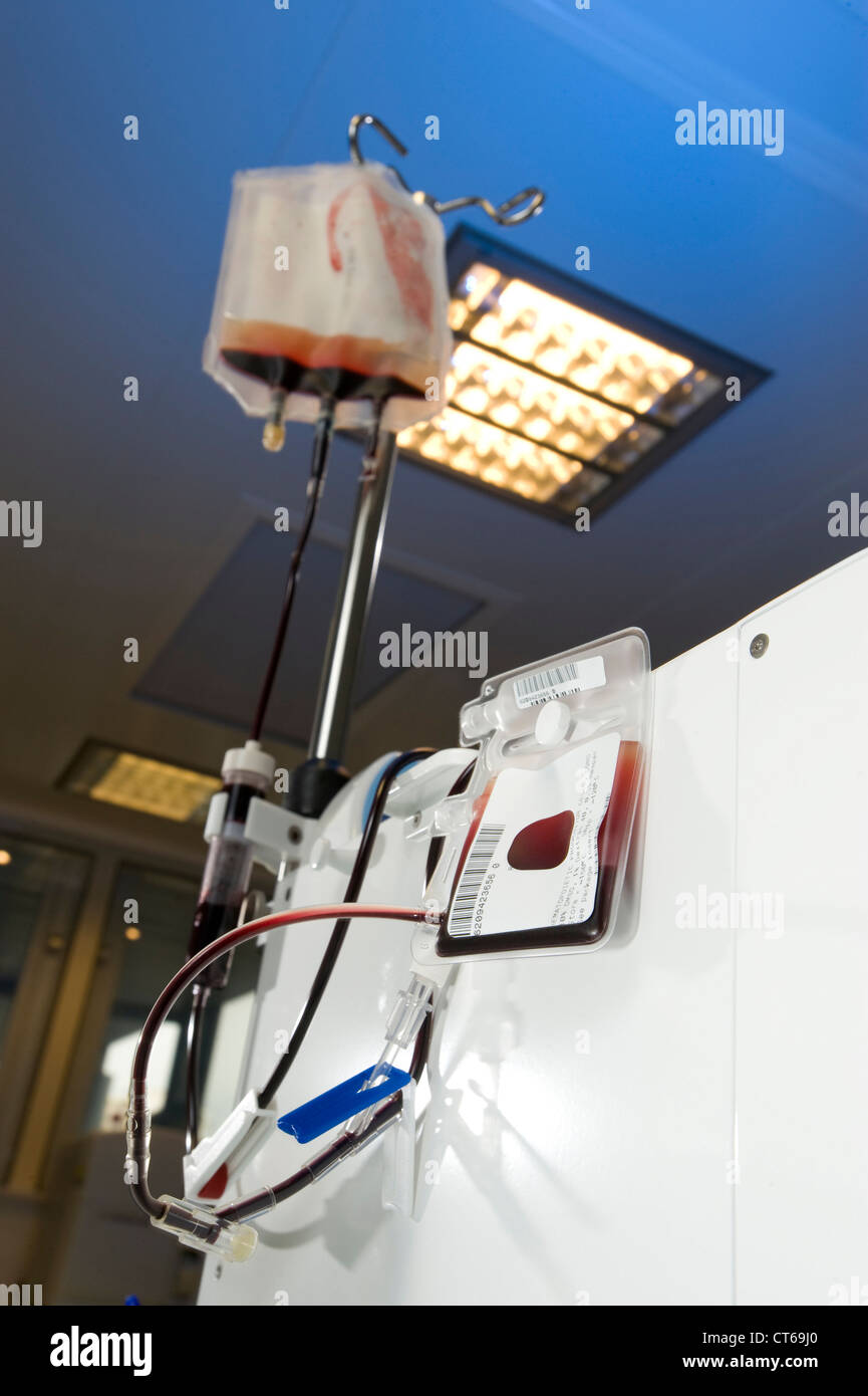 Automated hematology analyzer hi-res stock photography and images - Alamy