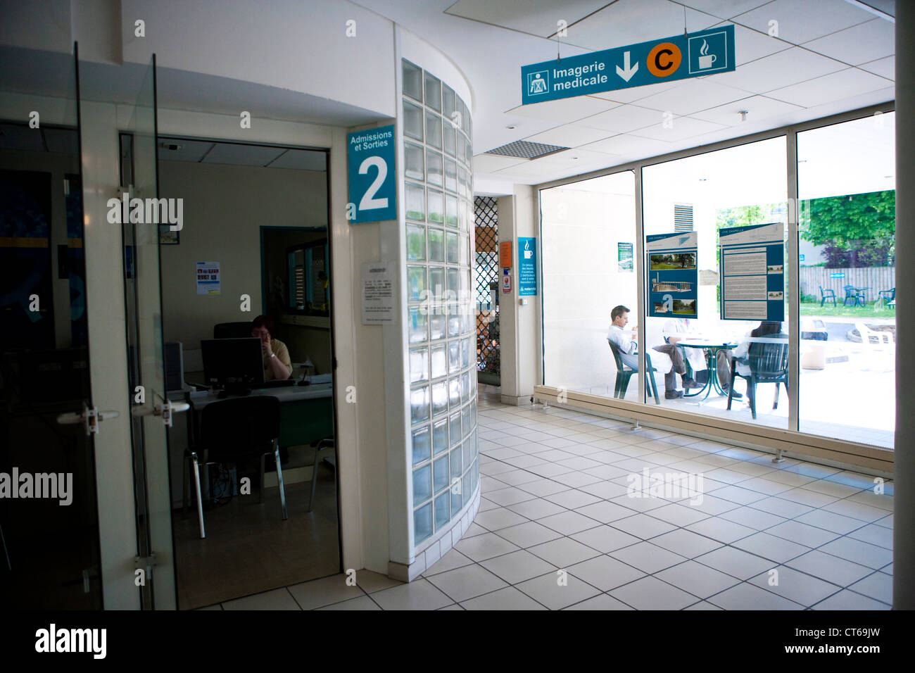 Radiology sign hospital hi-res stock photography and images - Alamy
