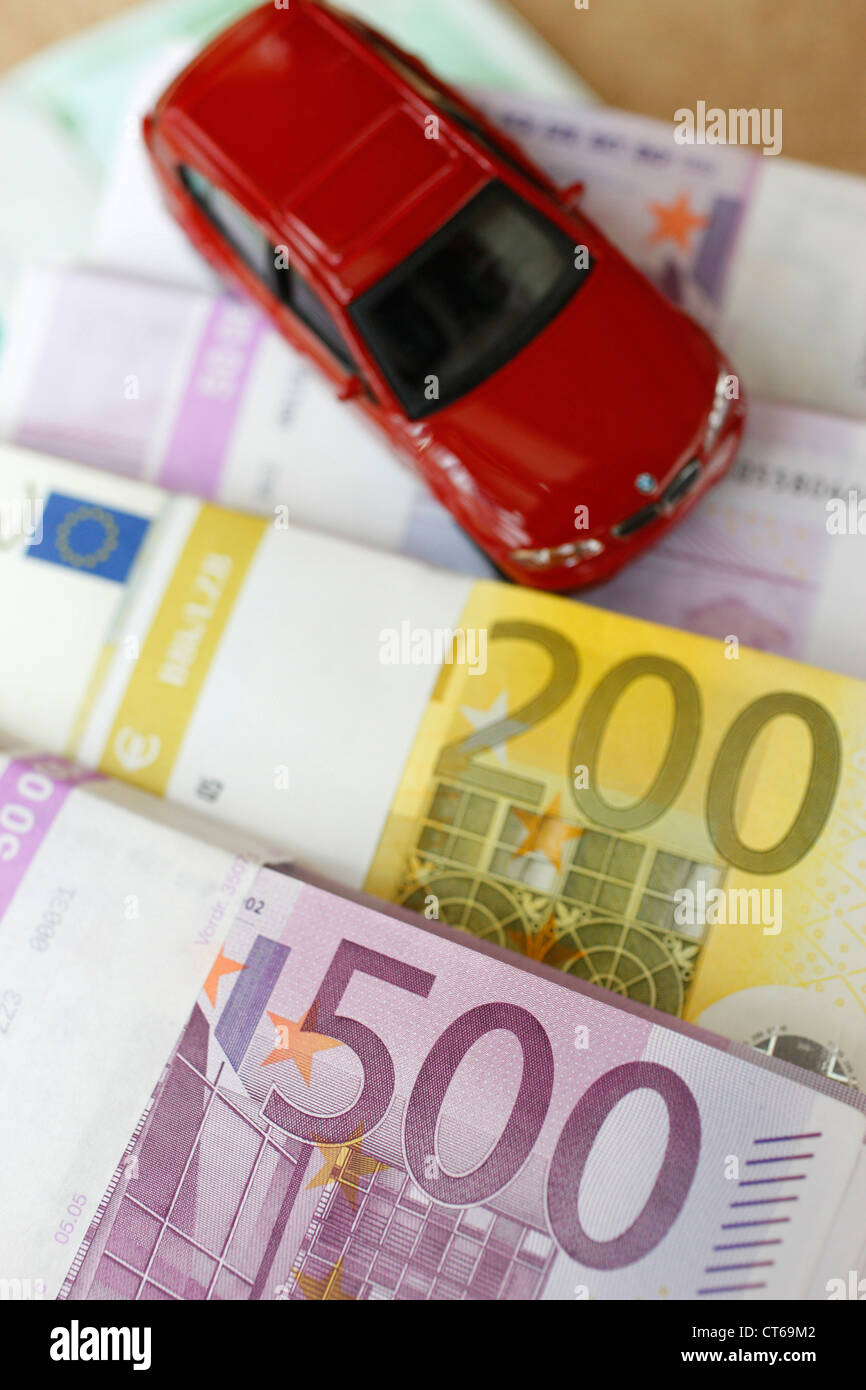 Vending money hi-res stock photography and images - Alamy