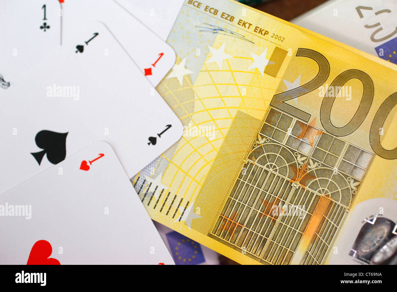 Playing card texture hi-res stock photography and images - Alamy