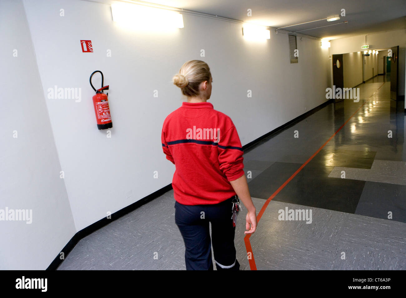 Hospital security guards hi-res stock photography and images - Alamy