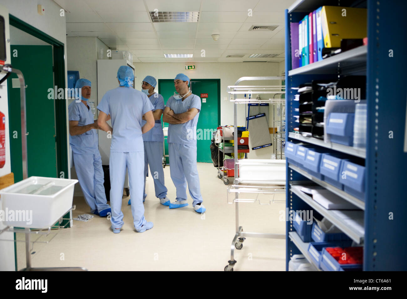Hopital team hi-res stock photography and images - Alamy