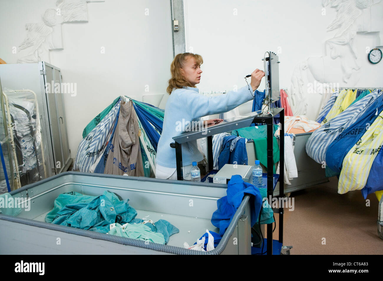 Hospital laundry hi-res stock photography and images - Alamy