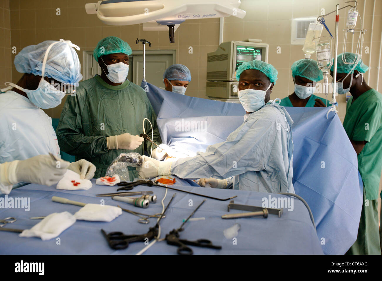 SURGERY IN AFRICA Stock Photo - Alamy