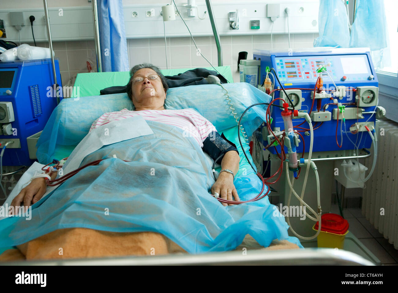 HEMODIALYSIS, ELDERLY PERSON Stock Photo - Alamy