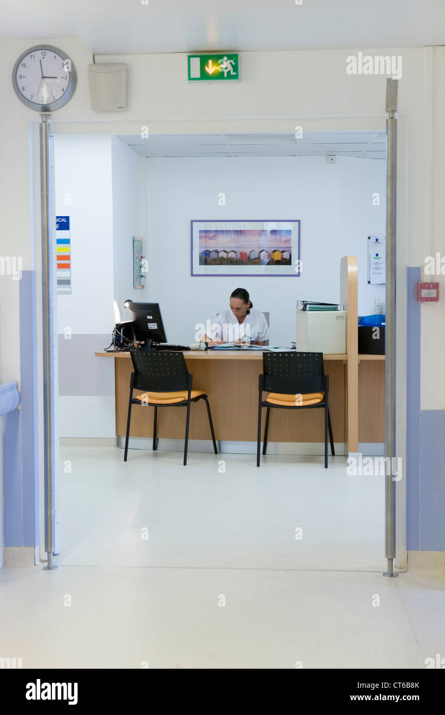 HOSPITAL RECEPTION AREA Stock Photo - Alamy