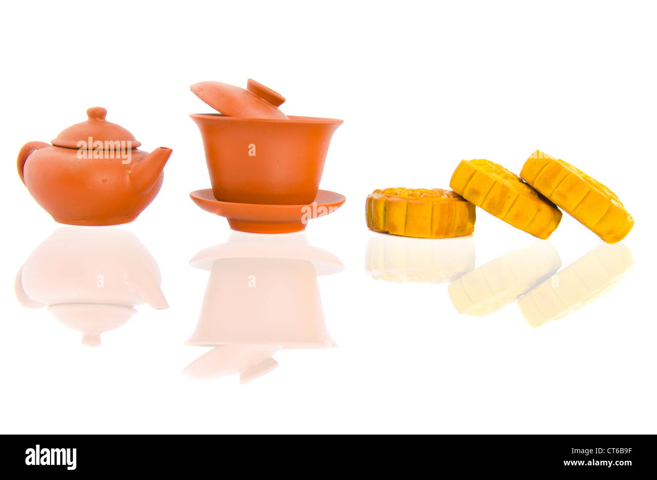 Moon Cake and Tea Set of Mid Autumn Festival Stock Photo - Alamy