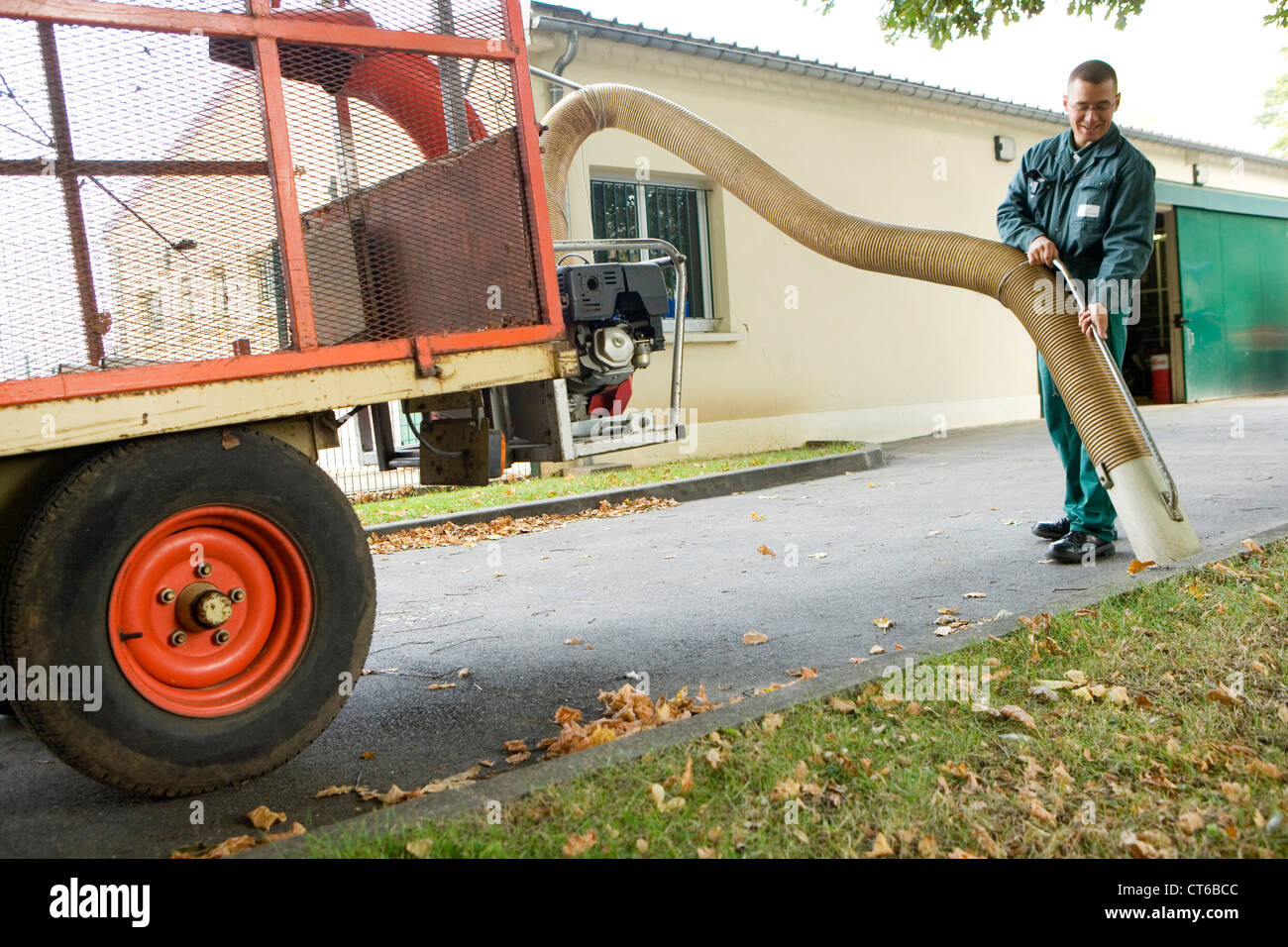 Green aspirations hi-res stock photography and images - Alamy