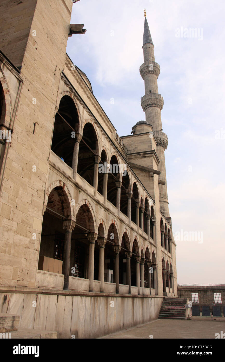 Facade blue mosque sultanahmet istanbul hi-res stock photography and ...