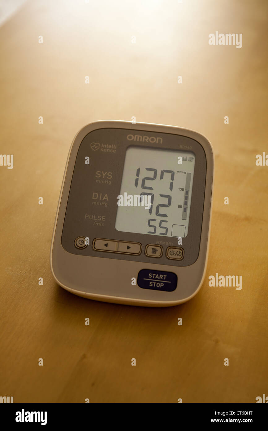 Pulse checker hi-res stock photography and images - Alamy