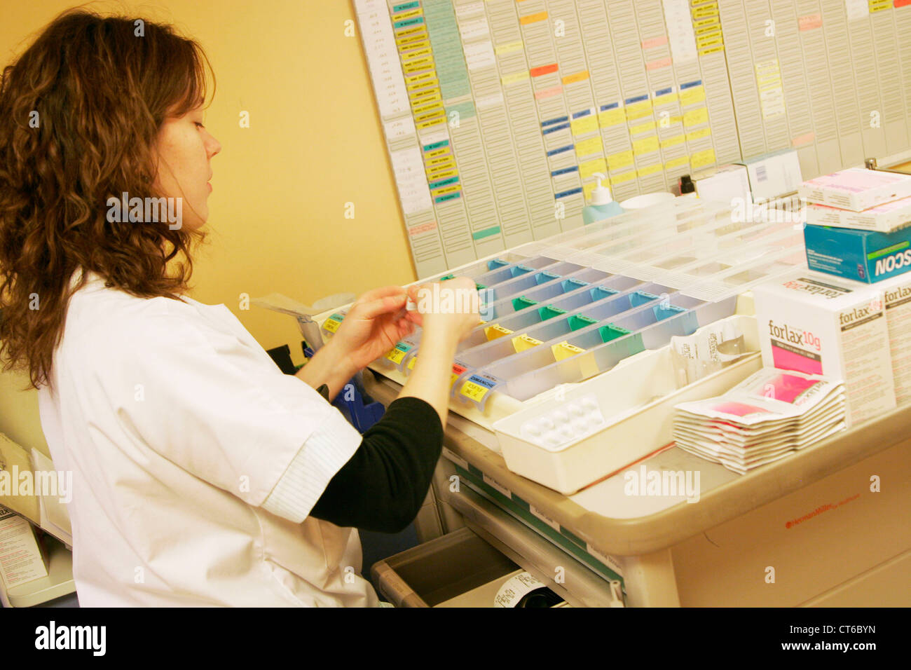 Weekly medication organizer hi-res stock photography and images - Alamy