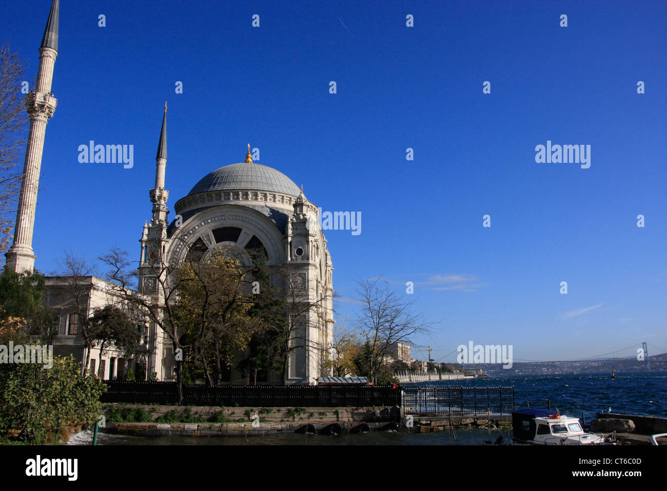 Dolmabahce mosque, Istanbul, Turkey Stock Photo - Alamy