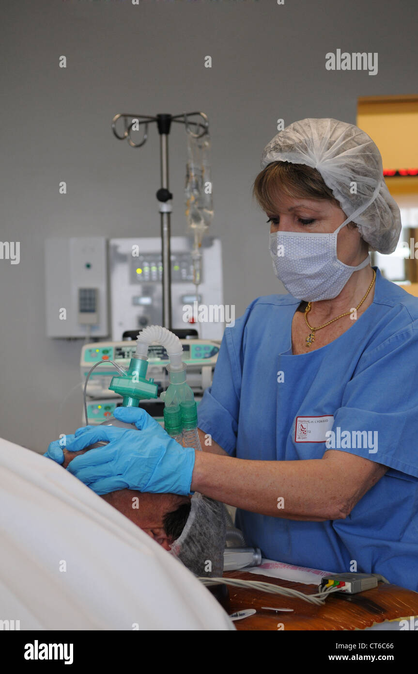 Anaesthetic masks hi-res stock photography and images - Alamy