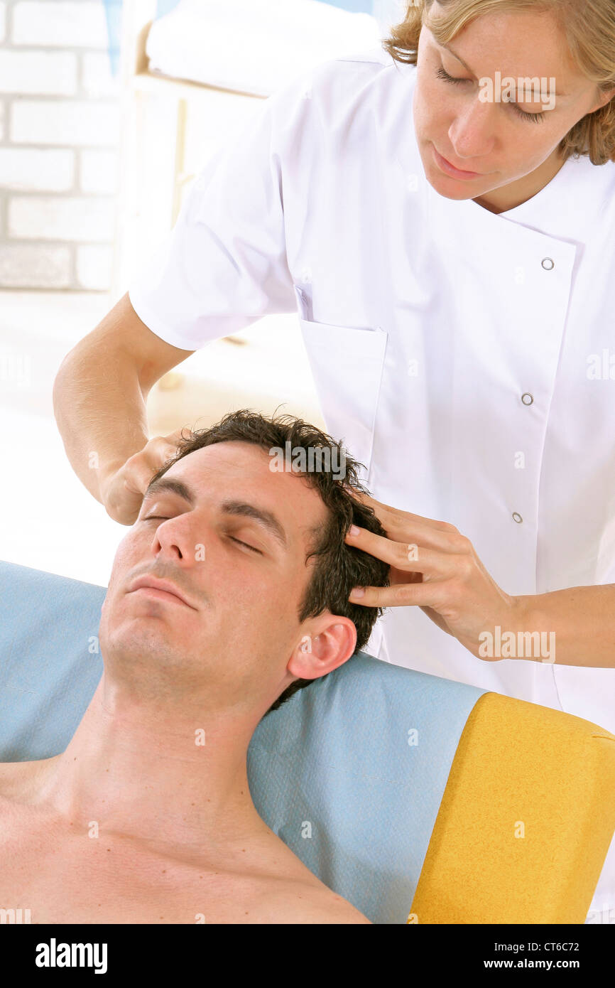 Men massage parlour hi-res stock photography and images - Alamy