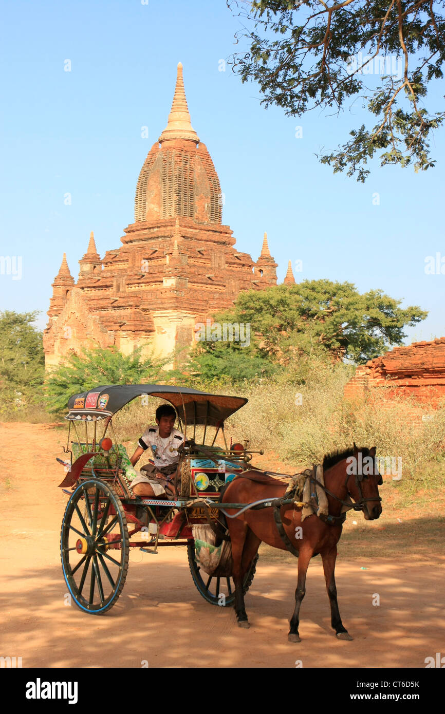 Bagan horse cart hi-res stock photography and images - Alamy