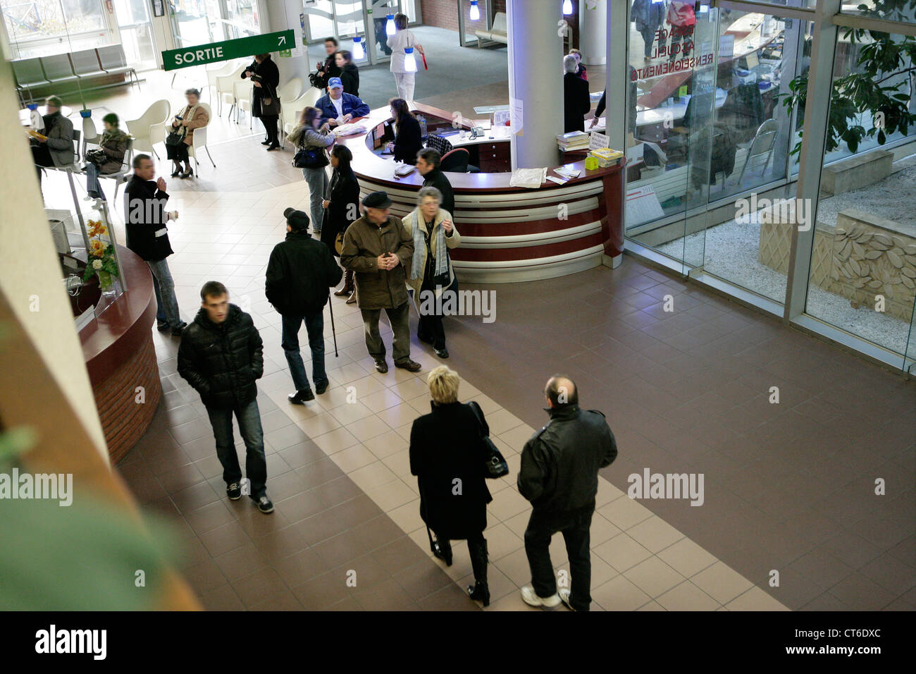 HOSPITAL RECEPTION AREA Stock Photo - Alamy