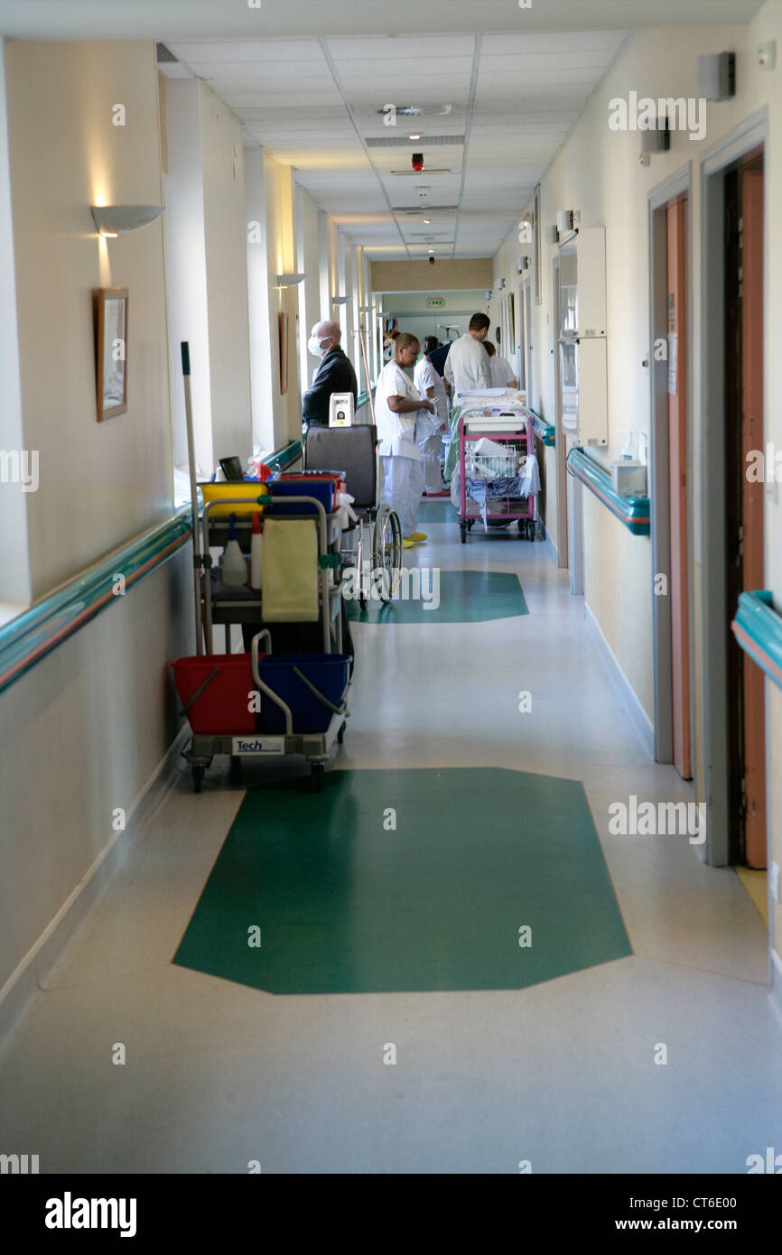 INTERIOR OF A HOSPITAL Stock Photo - Alamy