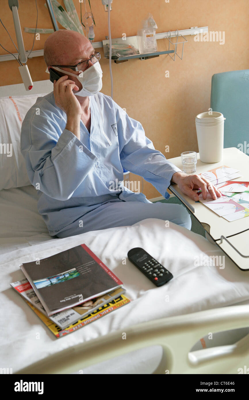 Hospital magazine hi-res stock photography and images - Alamy