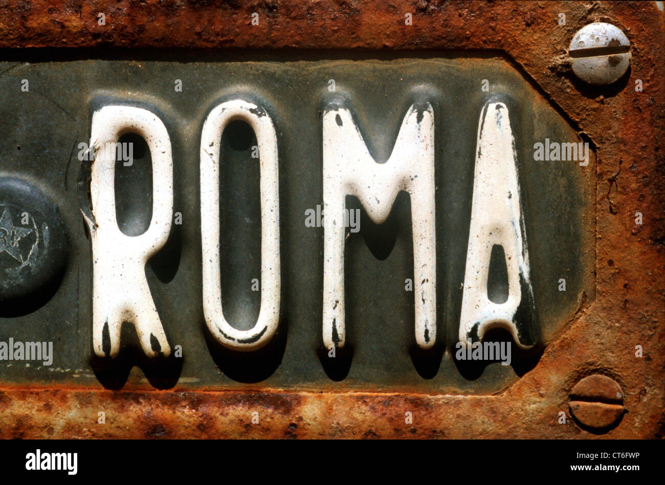 Italy, old license plates of Rome Stock Photo - Alamy