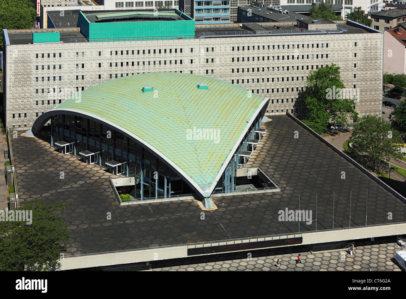 Stadtansicht aus Vogelperspektive, Theater und Opernhaus in Dortmund ...