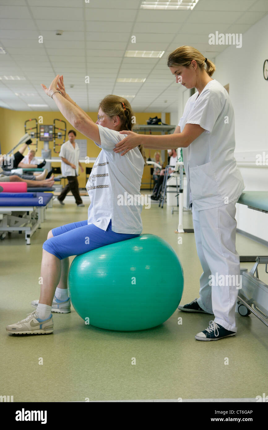 WOMAN IN REHABILITATION Stock Photo - Alamy