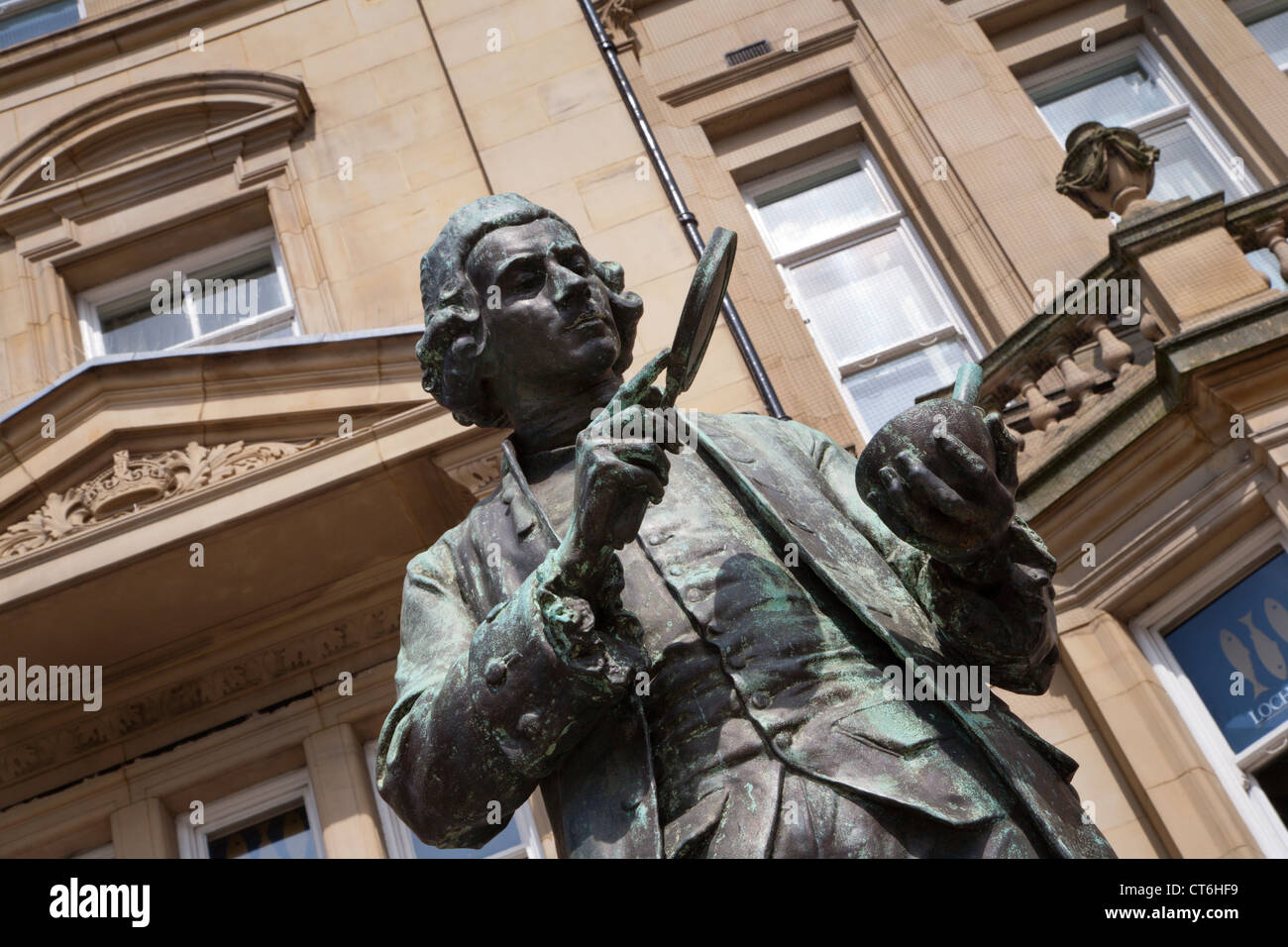 Joseph priestley statue leeds hi-res stock photography and images - Alamy