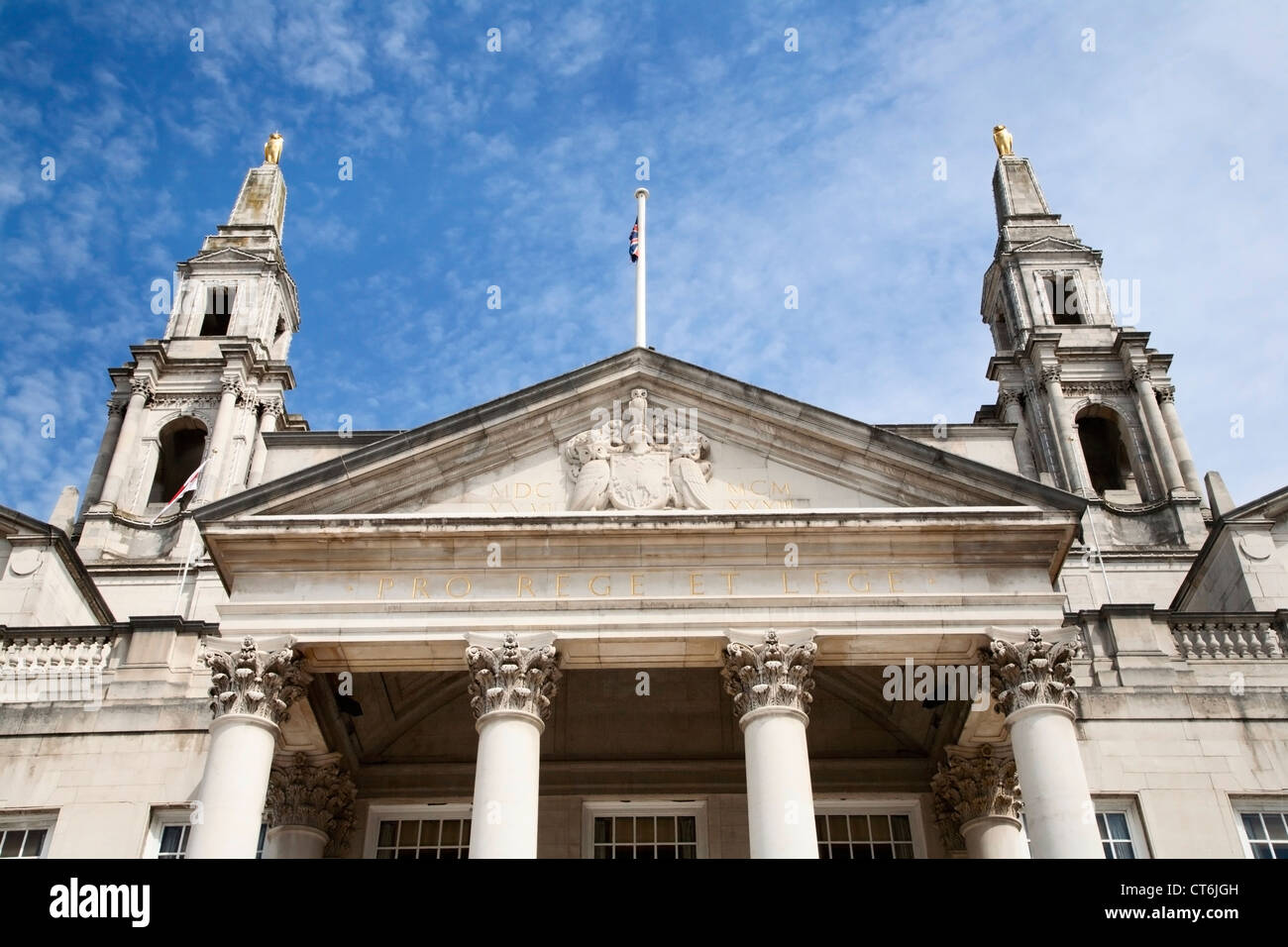 Leeds civic hall towers hi-res stock photography and images - Alamy
