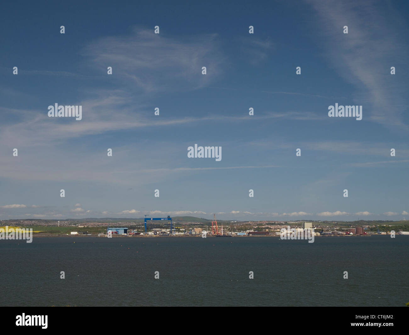 Rosyth dockyard hi-res stock photography and images - Alamy