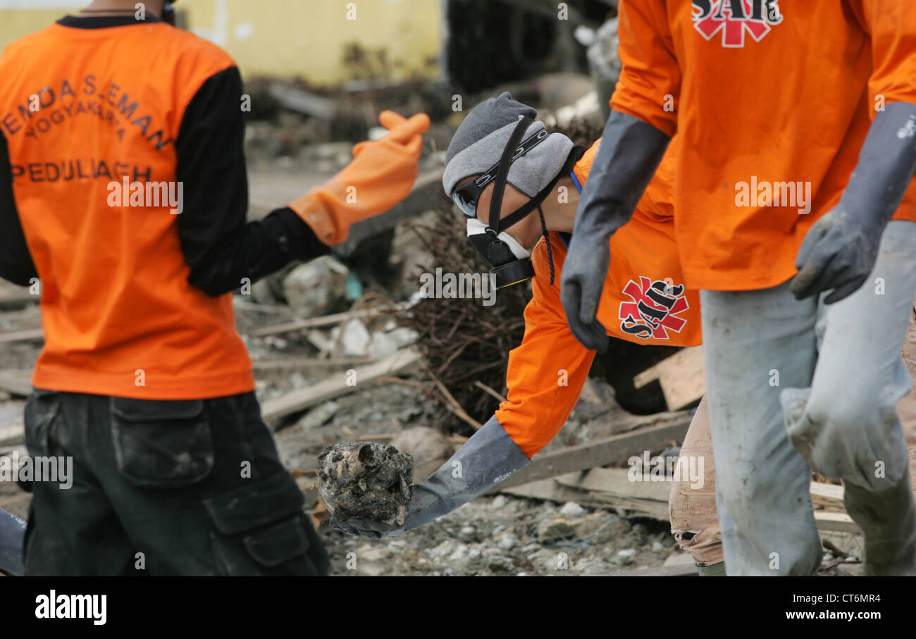 People snatcher hi-res stock photography and images - Alamy