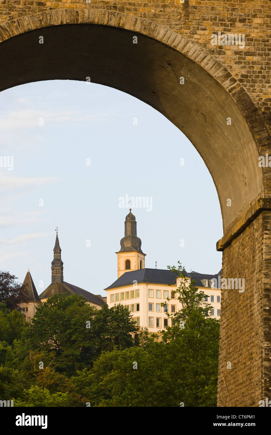 State council building hi-res stock photography and images - Alamy