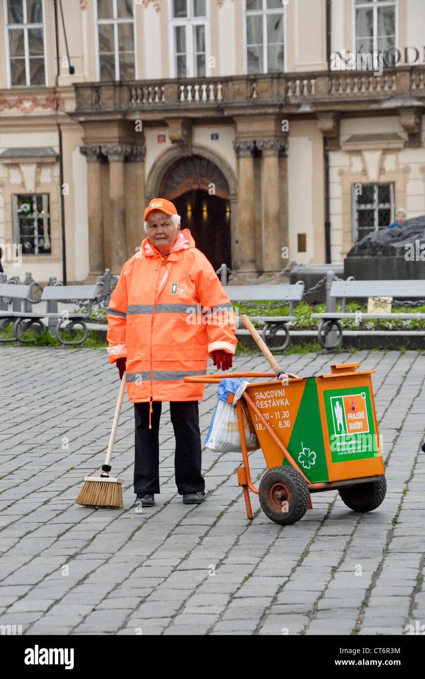 Sweeper lady hi-res stock photography and images - Alamy