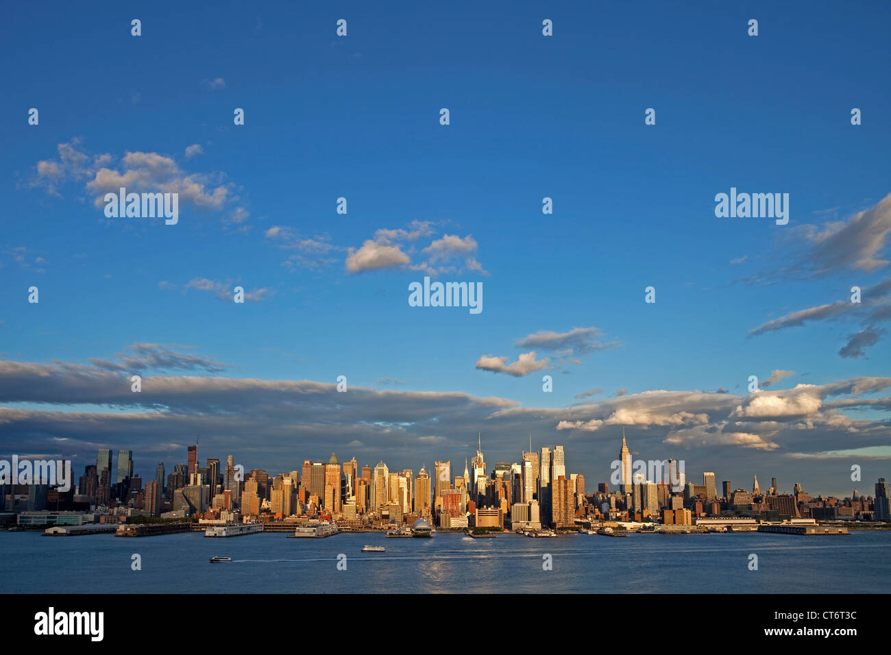 Color photograph of the midtown Manhattan, New York City skyline at ...