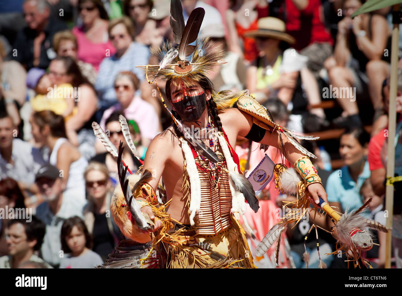 Huron indians hi-res stock photography and images - Alamy
